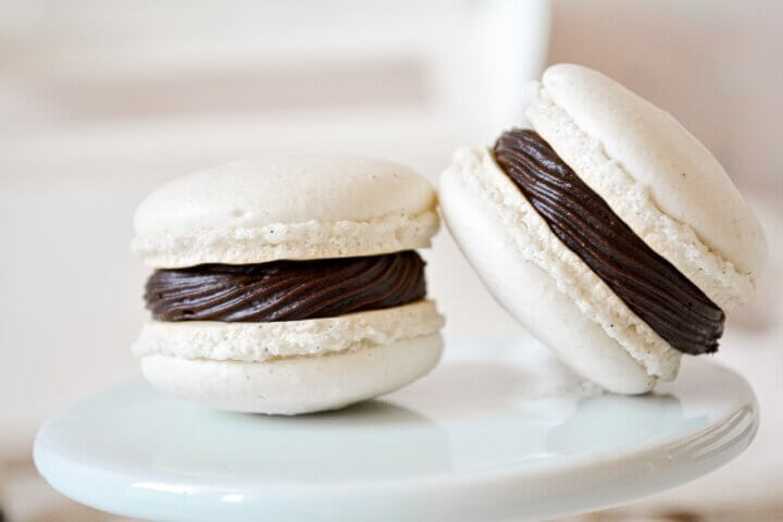 High Altitude Vanilla Bean French Macarons - Curly Girl Kitchen