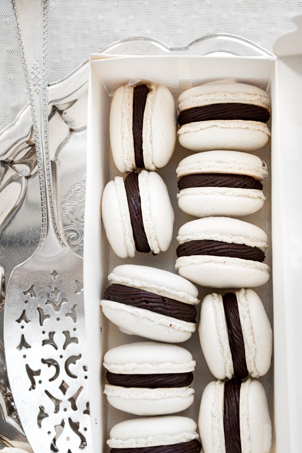 High Altitude Vanilla Bean French Macarons - Curly Girl Kitchen