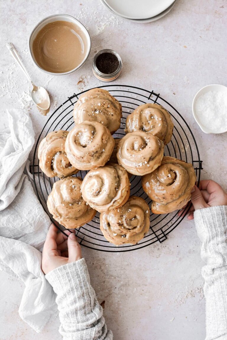 High Altitude Apple Butter Cinnamon Rolls with Maple Icing - Curly Girl ...