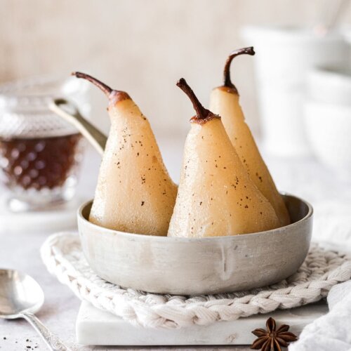Easy Poached Pears in Spiced Syrup - Curly Girl Kitchen