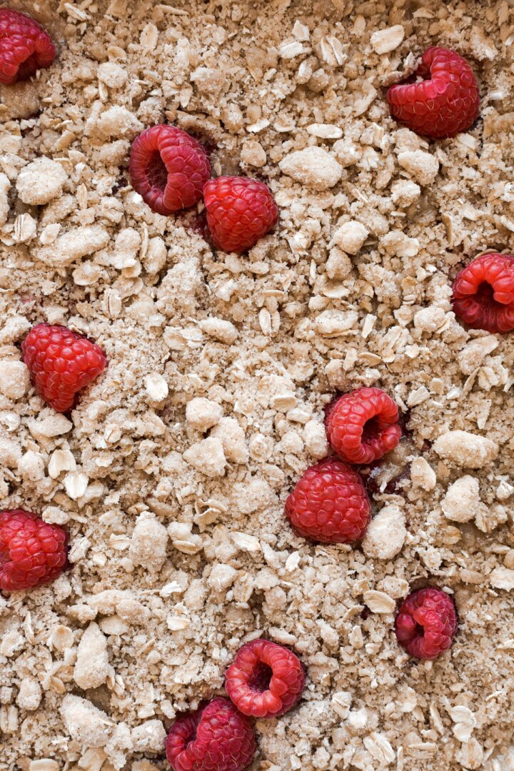 Raspberry Oatmeal Crumble Bars - Curly Girl Kitchen
