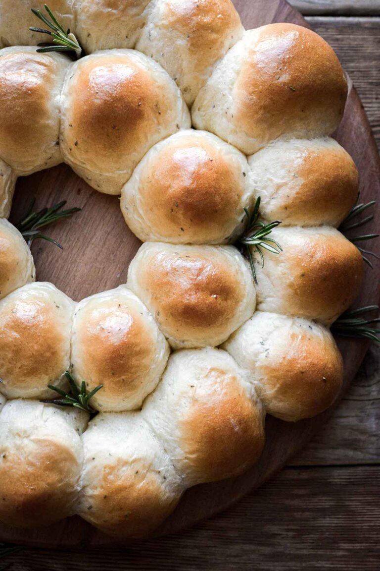 High Altitude Rosemary Garlic Pull Apart Bread Wreath - Curly Girl Kitchen