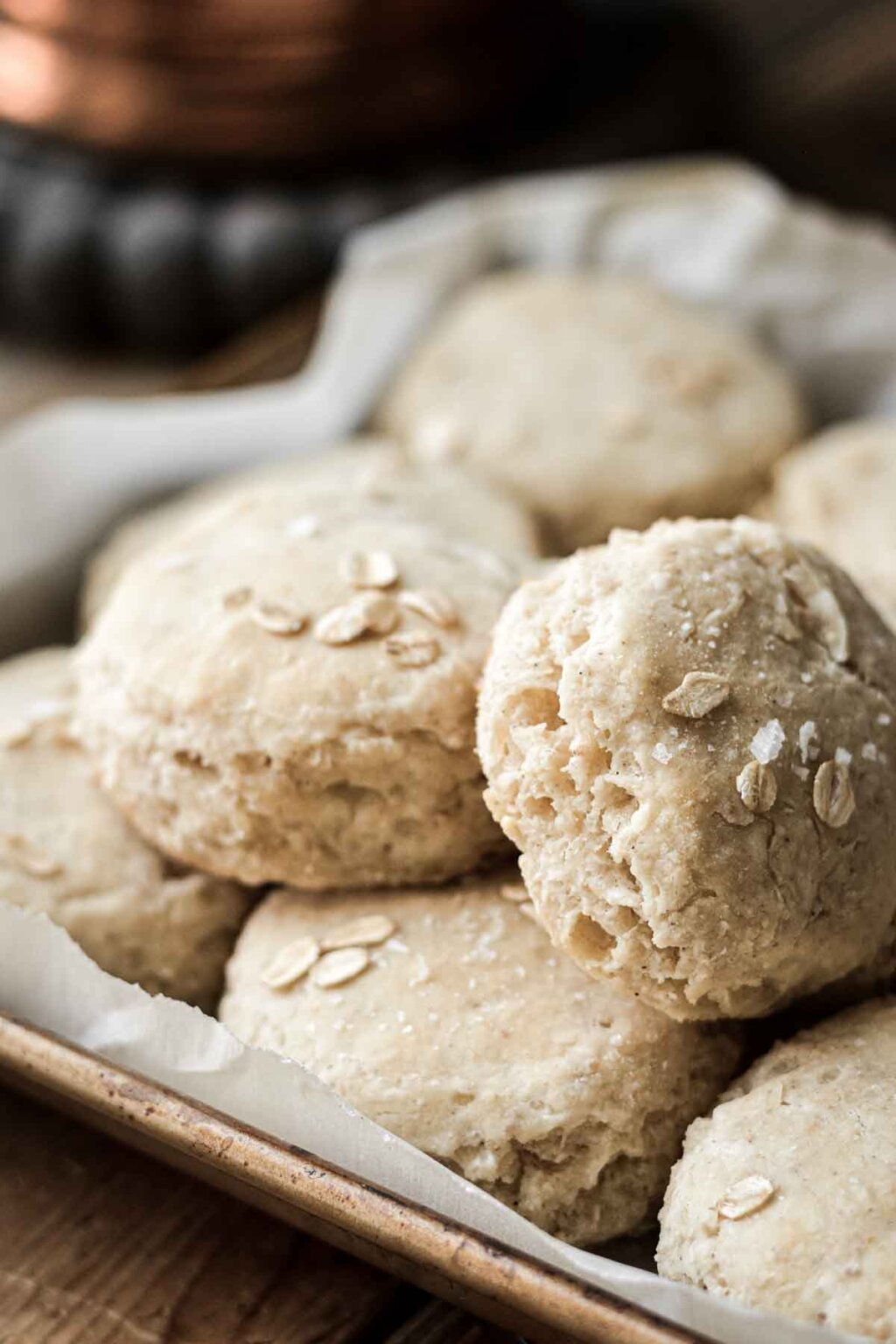 Scottish Bannocks (Oatmeal Scones) - Curly Girl Kitchen